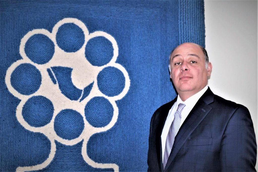 Héctor Valle – Bio Profesional – LaSalud.mx